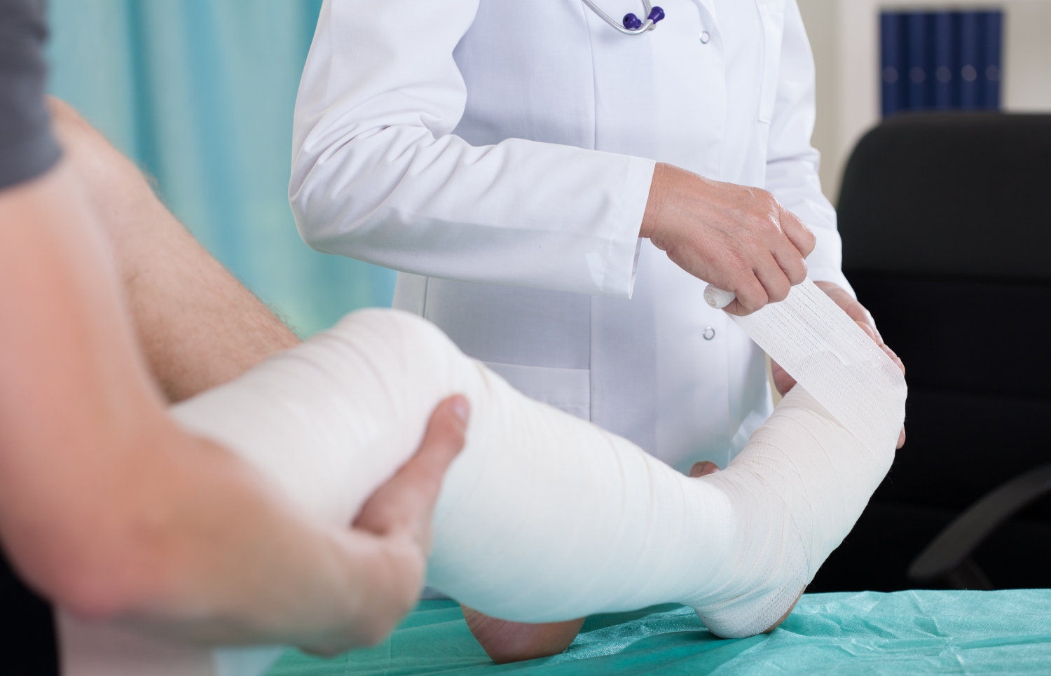 Step-by-Step Master's Guide to Splints & Casts | Unitek College