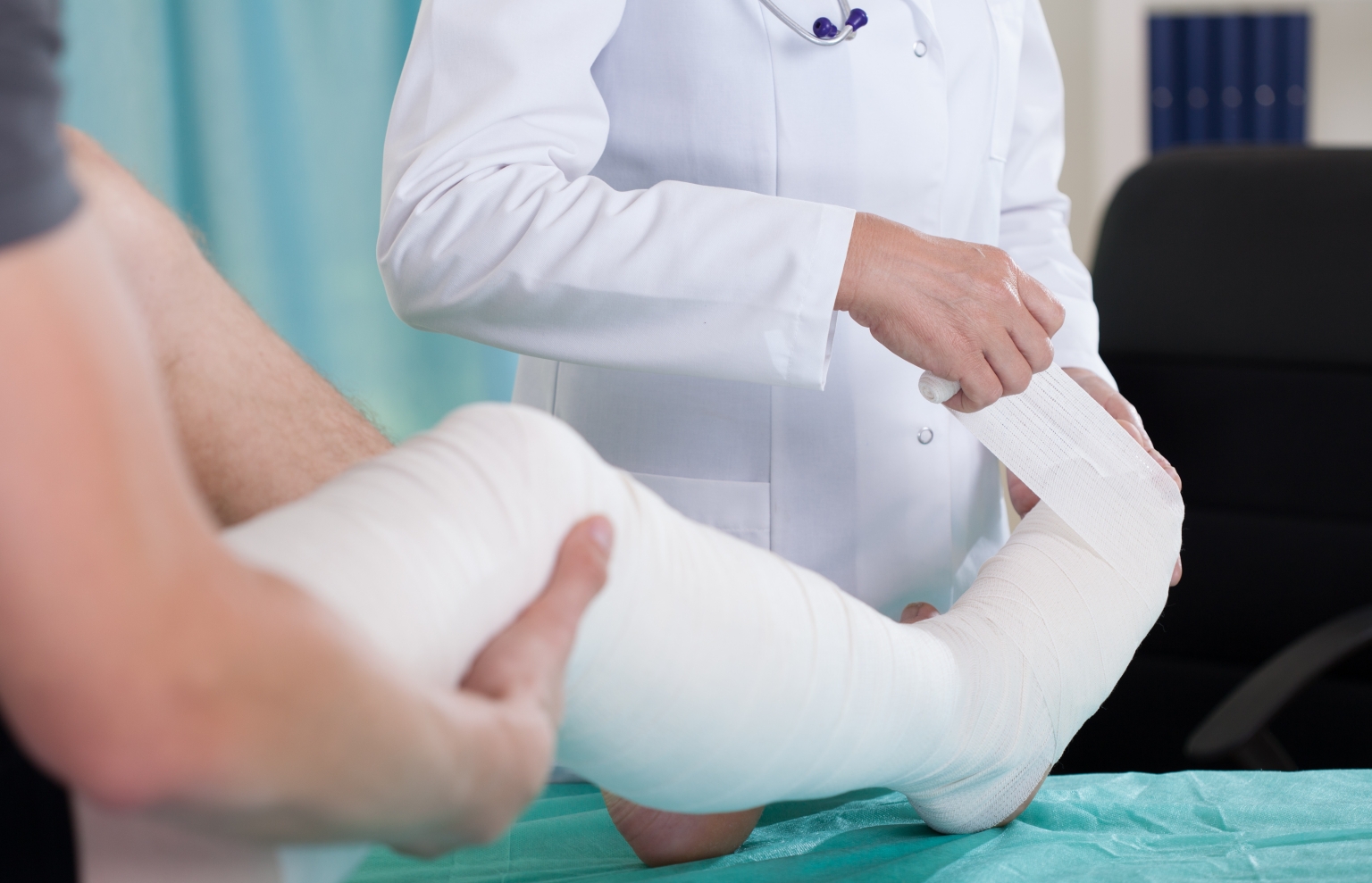 Step-by-Step Master's Guide to Splints & Casts | Unitek College