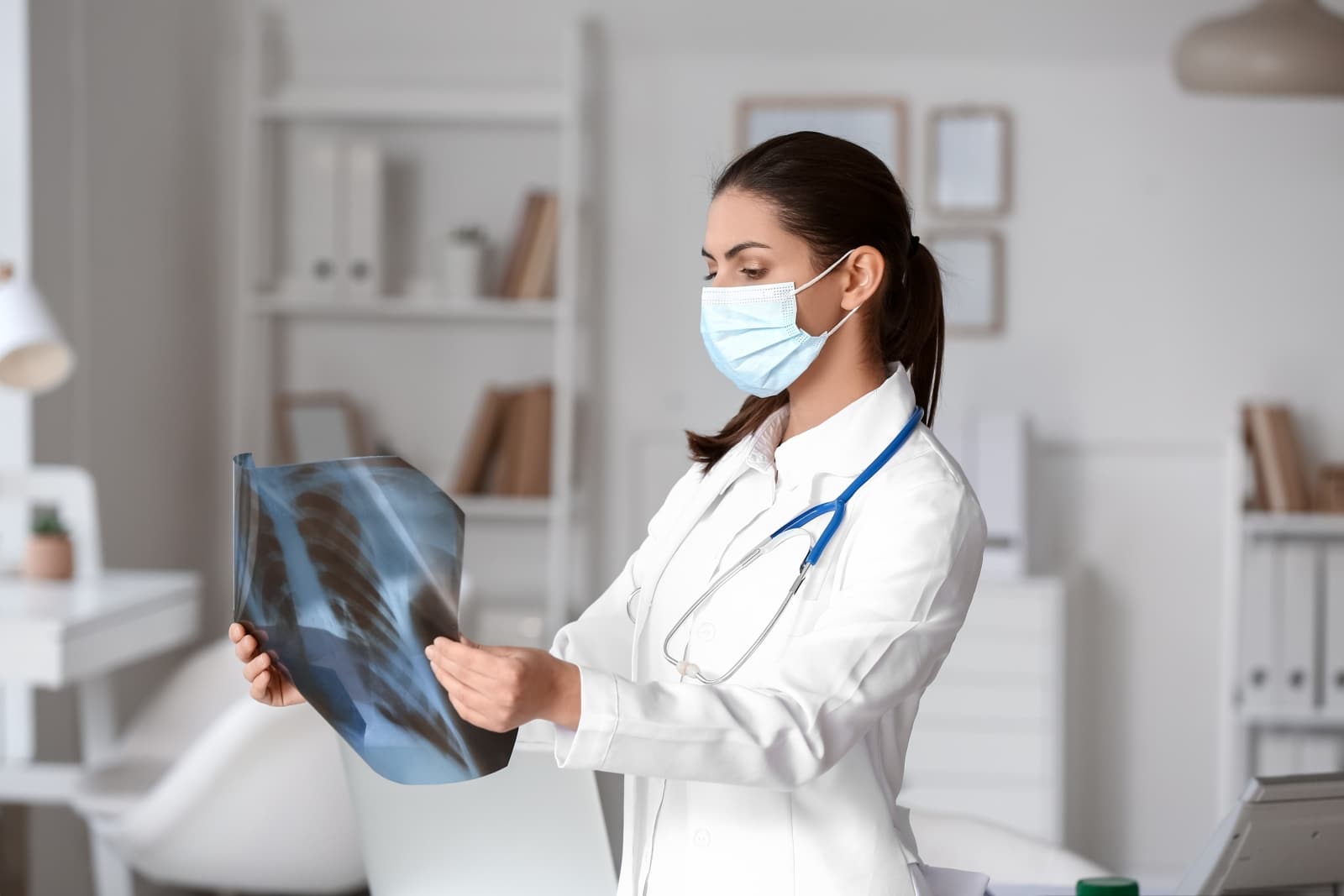 Cómo convertirse en un practicante de enfermería ortopédica »Wiki Ùtil ...